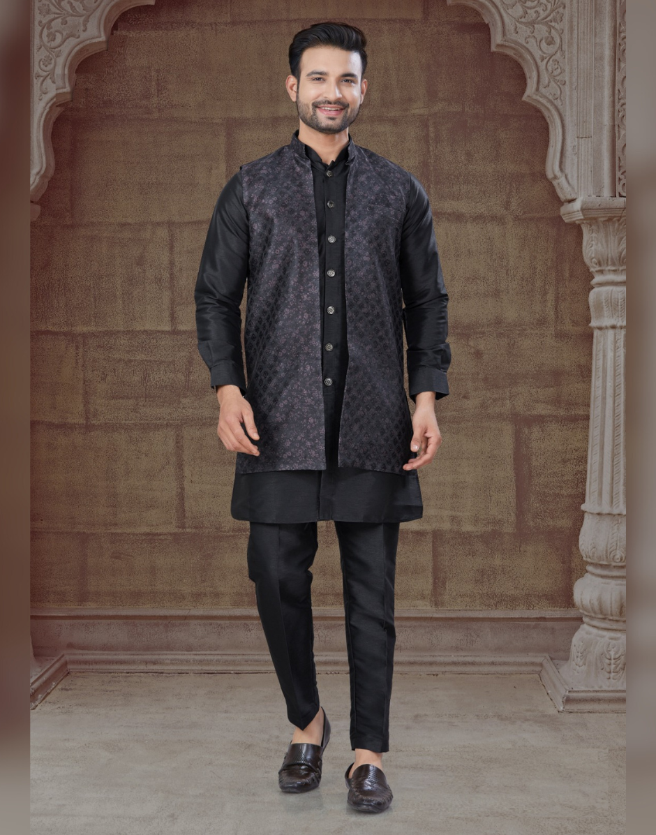 Festive Guide to Style and Tradition to decide what to wear for Diwali