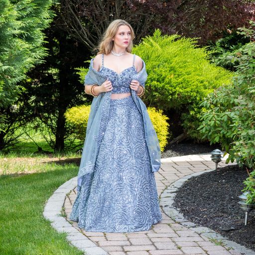 Clothing Rental: Indian Attire & Outfits Online in the USA